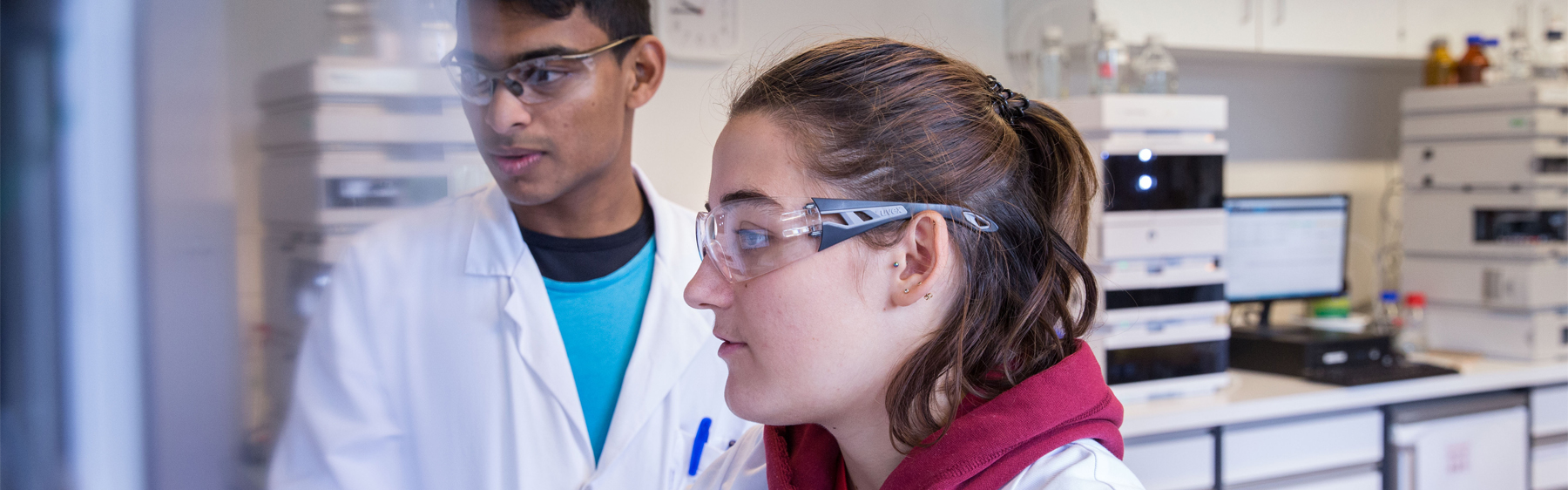 Laboratory Technician, Federal VET Diploma, Subject Area Biology | aprentas